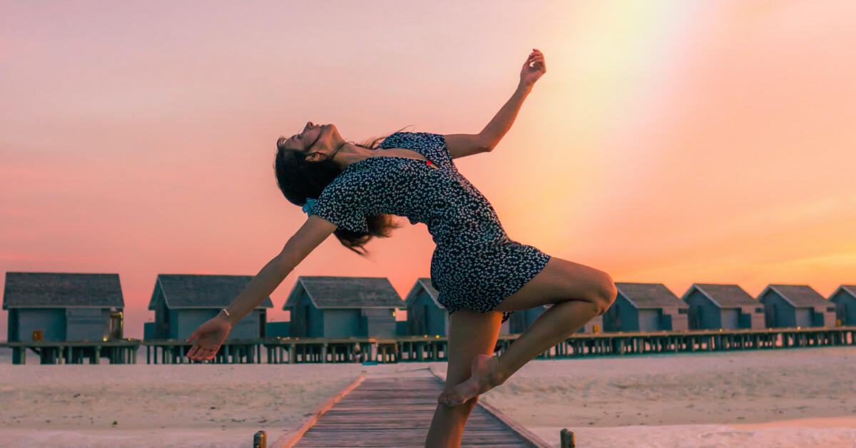 8 Glorious Ways to Radiate Feminine Energy - Dwell in Magic®